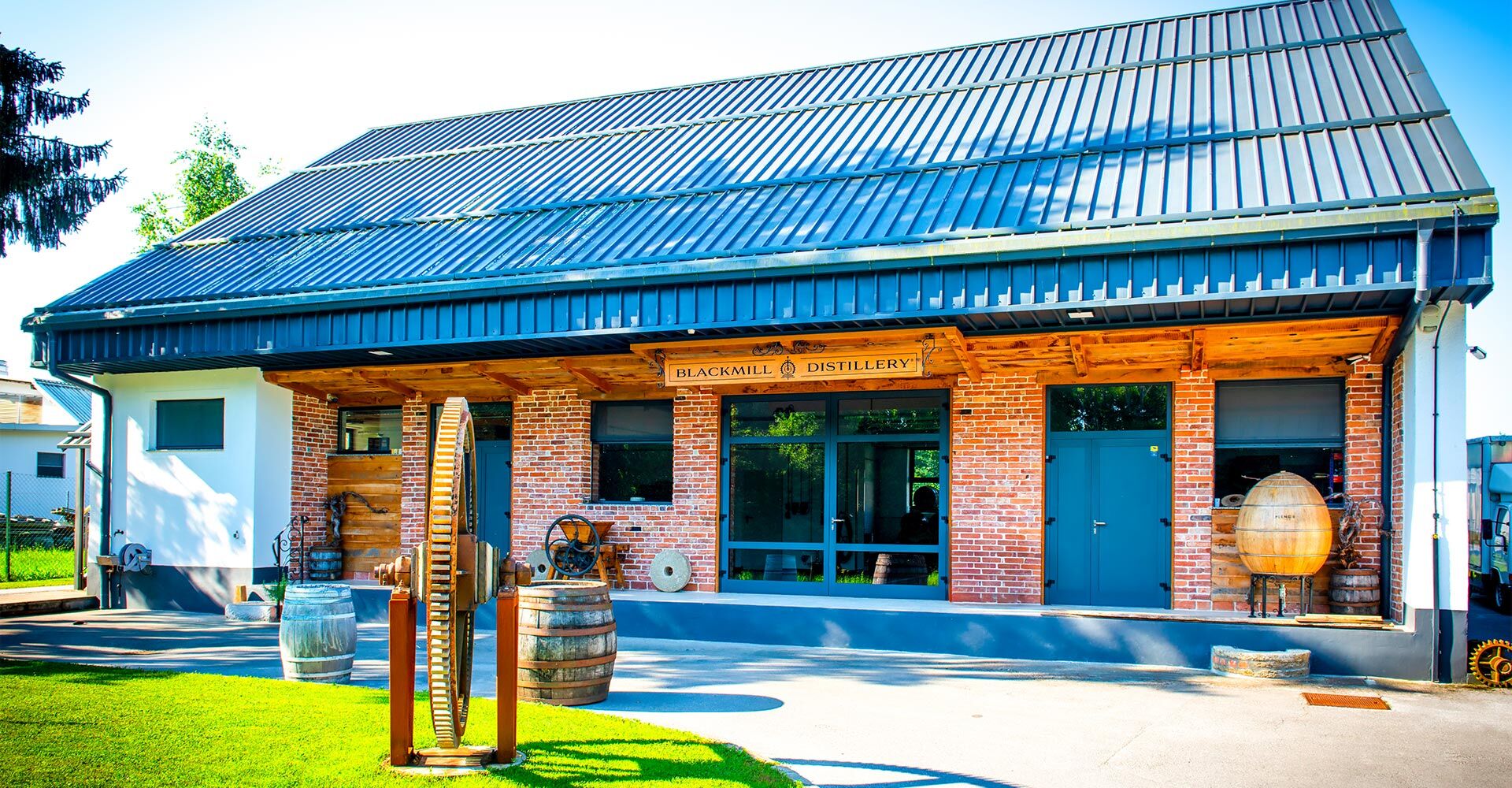 Blackmill Distillery® - Blackmill Distillery®